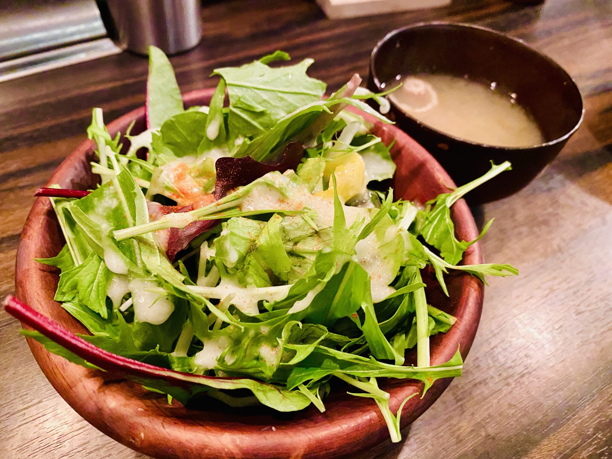 【Osaka Restaurant】”Red Rock” Roast Beef Bowl at American Village ...